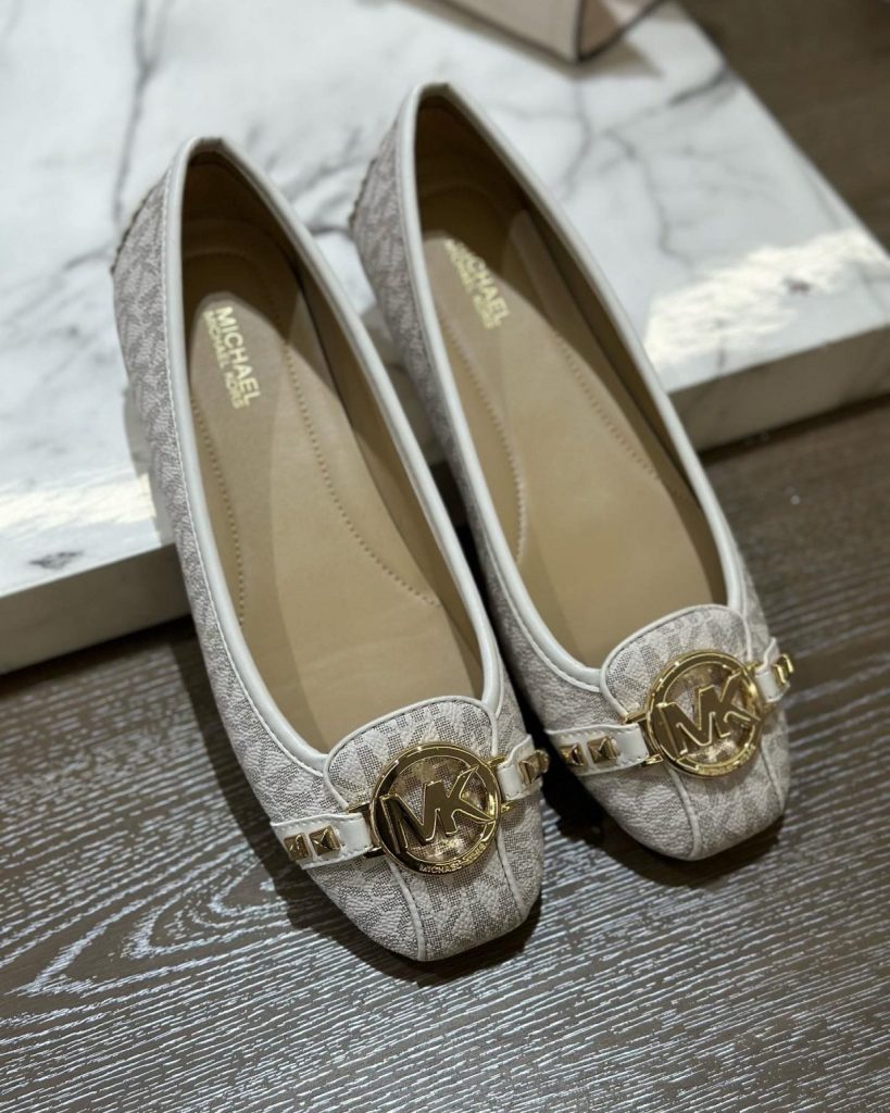 Michael Kors Fulton Moc Flat - Vanilla Monogram - Royal Collection